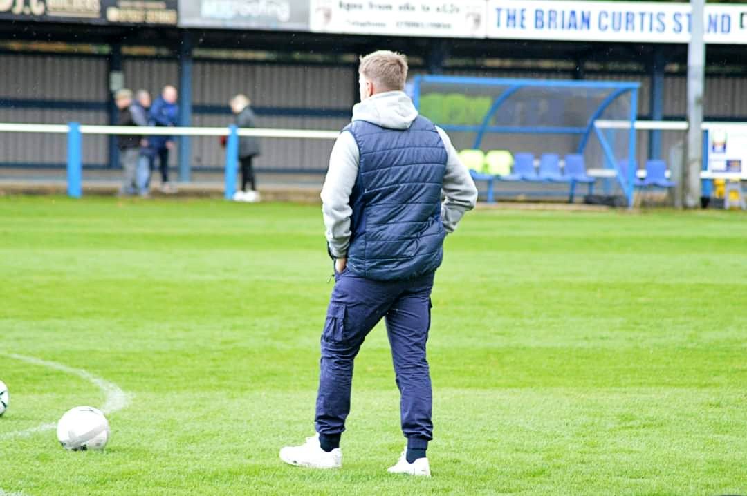 Bunny says farewell – Boston Town FC